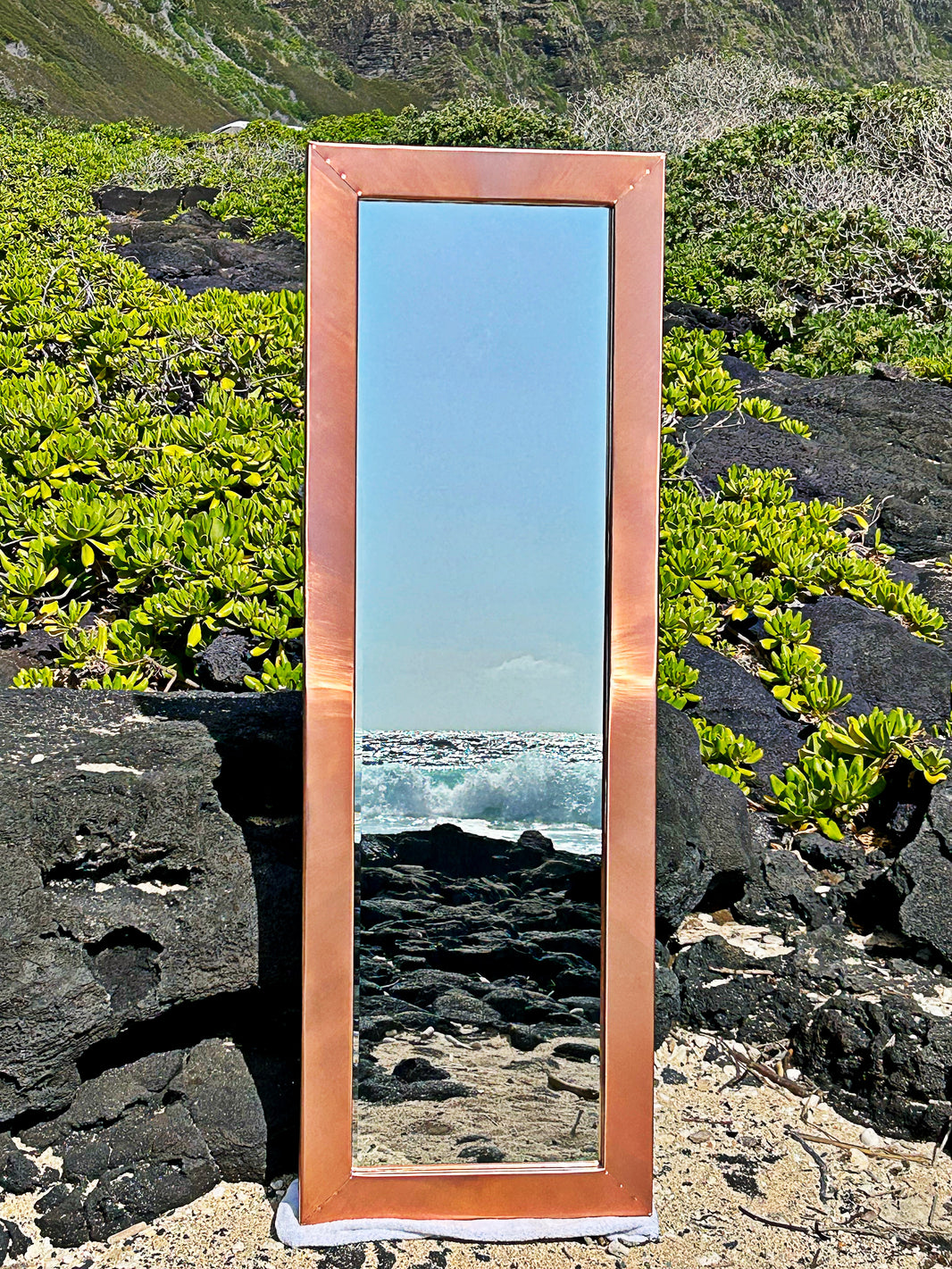 Mirrors – Torched Hawaii